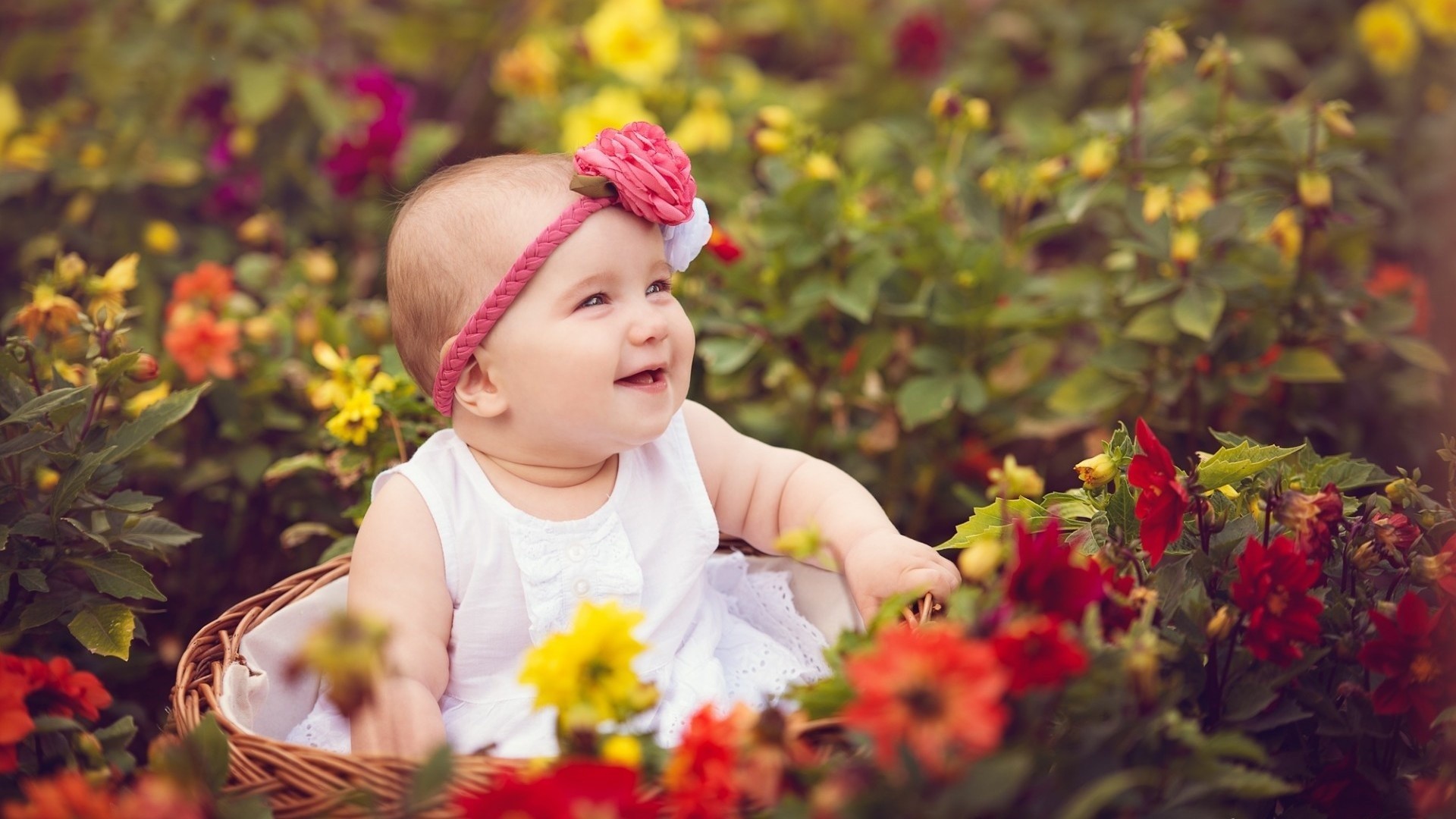 Cute Baby Wallpapers 71 Pictures Cute Baby Wallpapers 71 Pictures